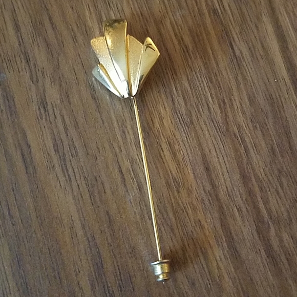 Accessories | Vintage Gold Monet Lapel Pin | Poshmark